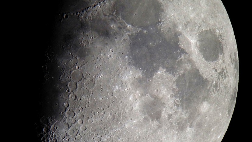 How to Actually Take a Good iPhone Photo of the Moon - The Atlantic