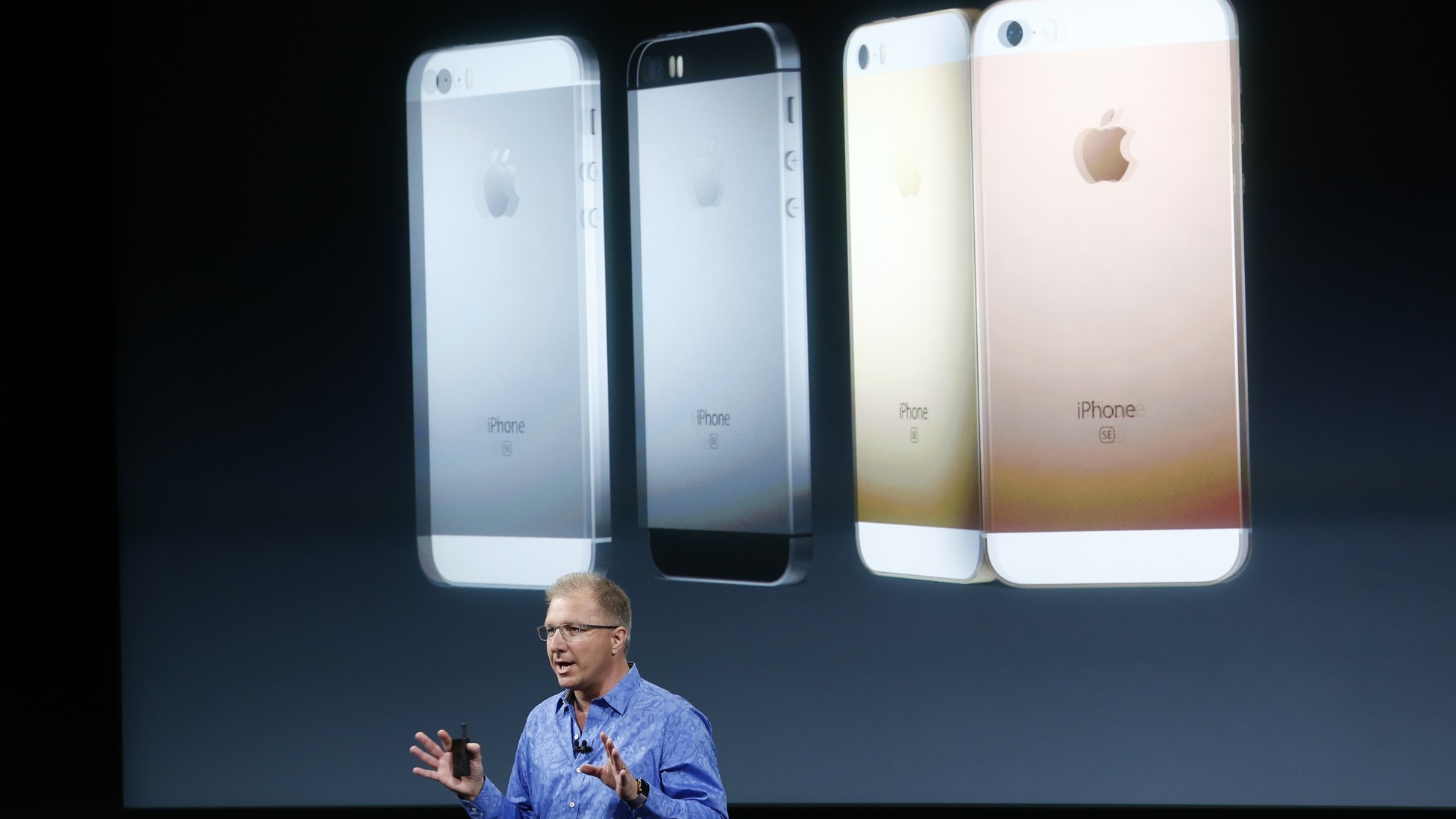At Long Last, Apple Unveils Smaller iPhones - The Atlantic