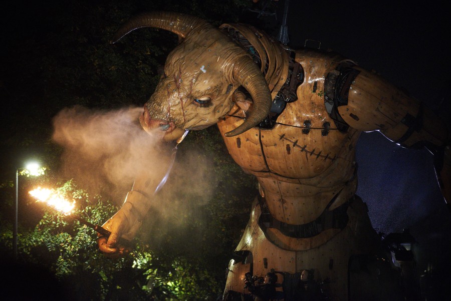 Giant Mythological Puppets Stage a Show in Toulouse - The Atlantic