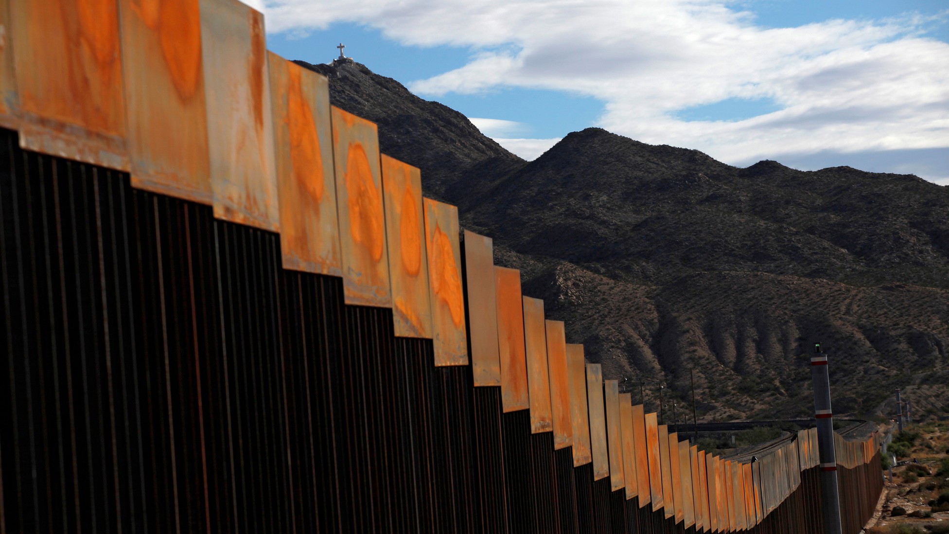 The Policy Proposal Behind Trump's Solar-Powered Border Wall - The Atlantic