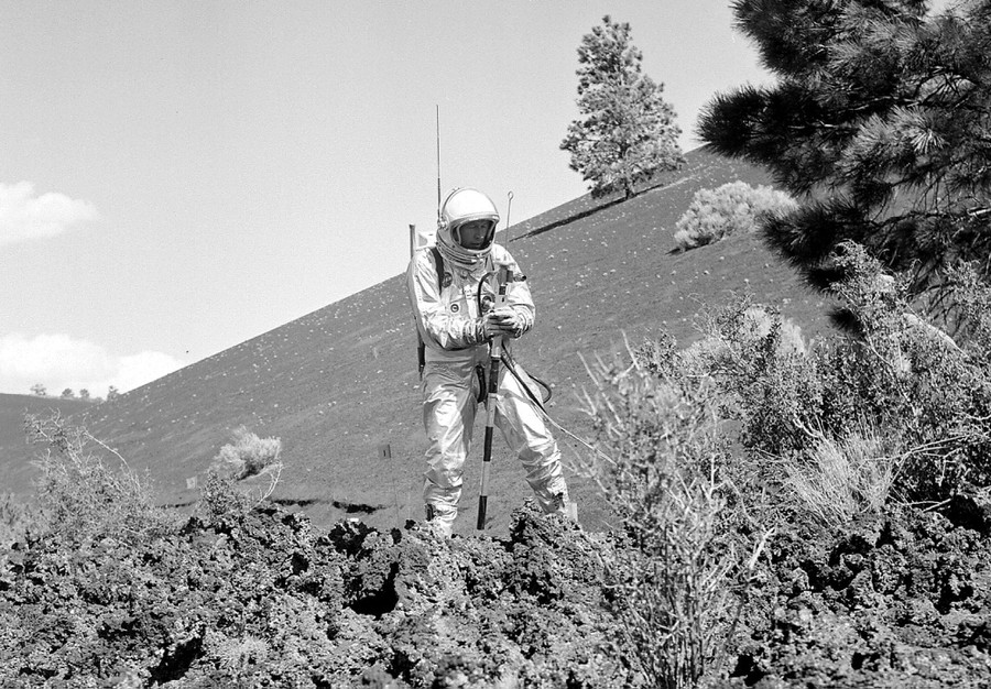 Apollo Training Photos: When Arizona Stood In for the Moon - The Atlantic