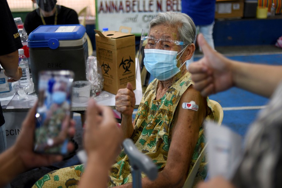 Photos: The Great Vaccination Campaign - The Atlantic