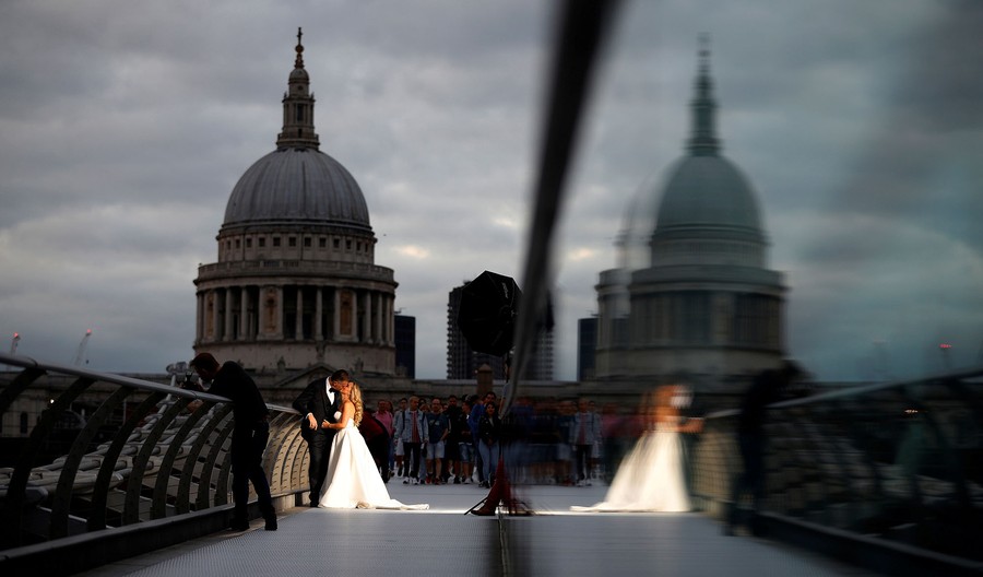 Photos of the Week: Silent Sam, Turbine Down, Mutton Bustin' - The Atlantic