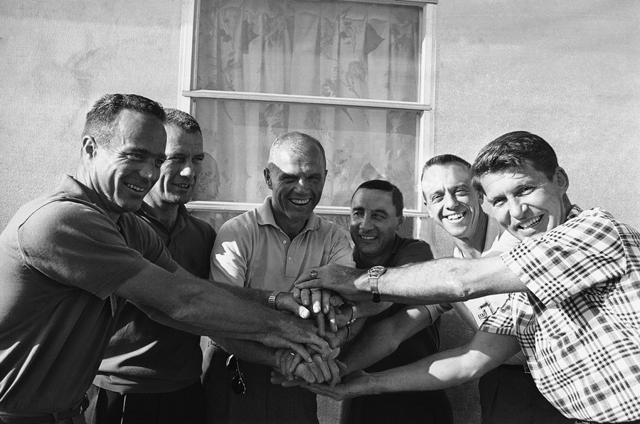 The Historic Flight of Mercury 6 - The Atlantic