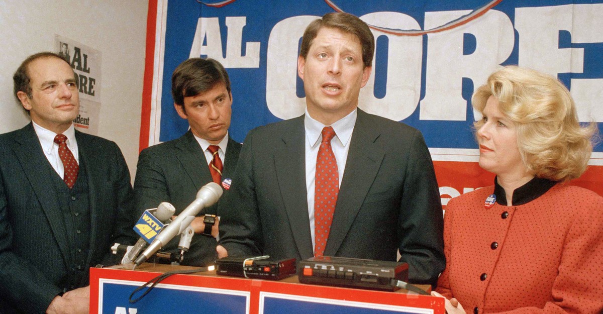 The FBI Got Involved in Election Interference in 2000 - The Atlantic