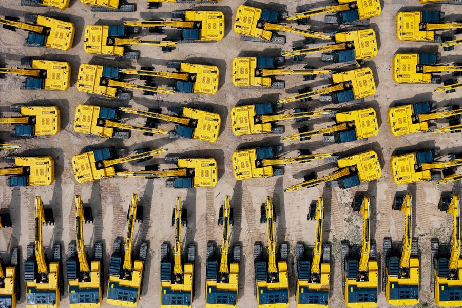 Photos of the Week: Baby Jumping, Rain Vortex, Rickshaw Nap - The Atlantic