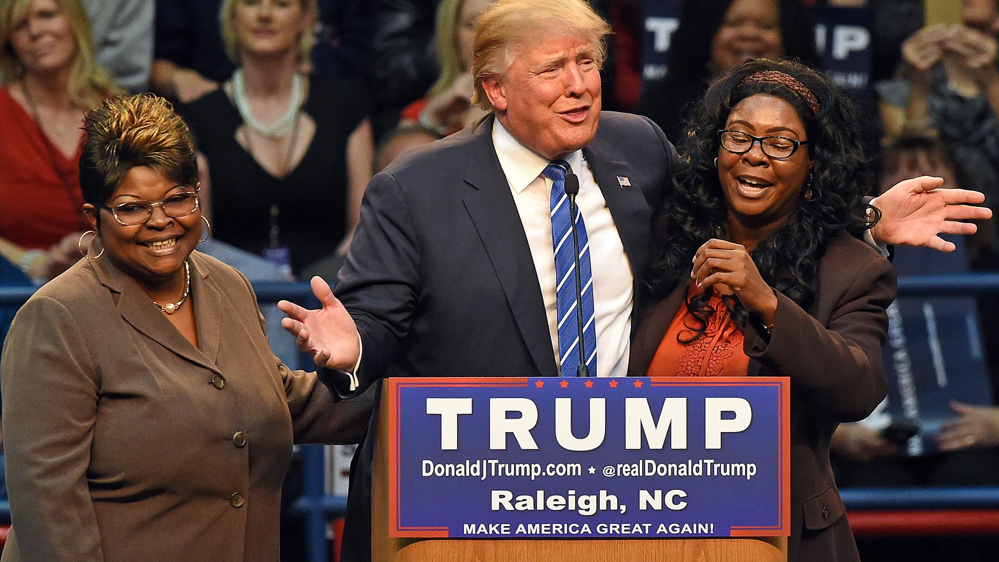 The 'Viewers View' YouTube Stars Lynette Hardaway and Rochelle ...