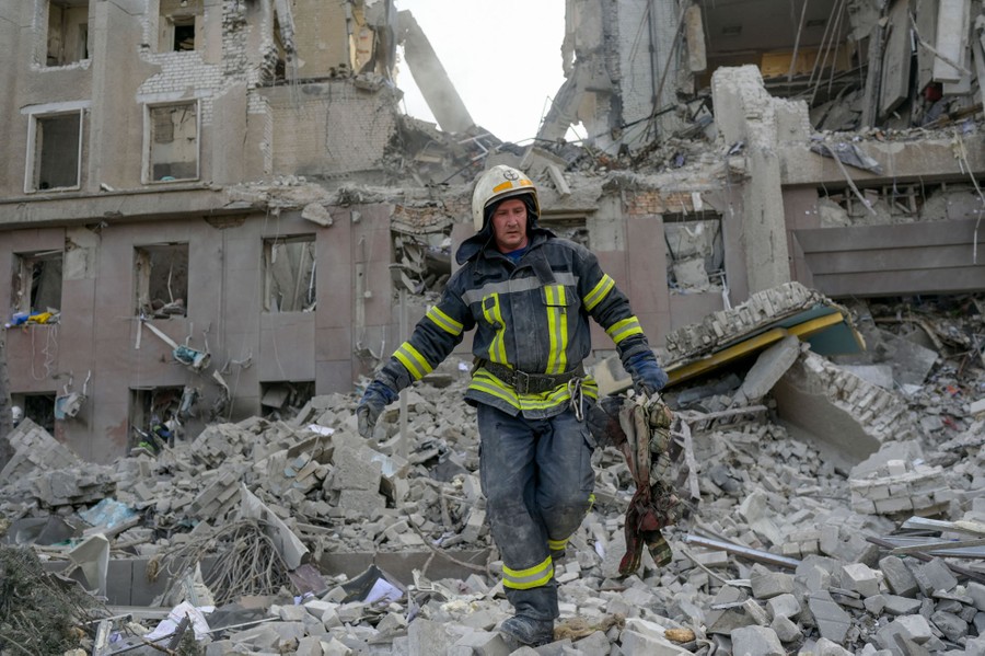 Photos: The Firefighters of Ukraine - The Atlantic