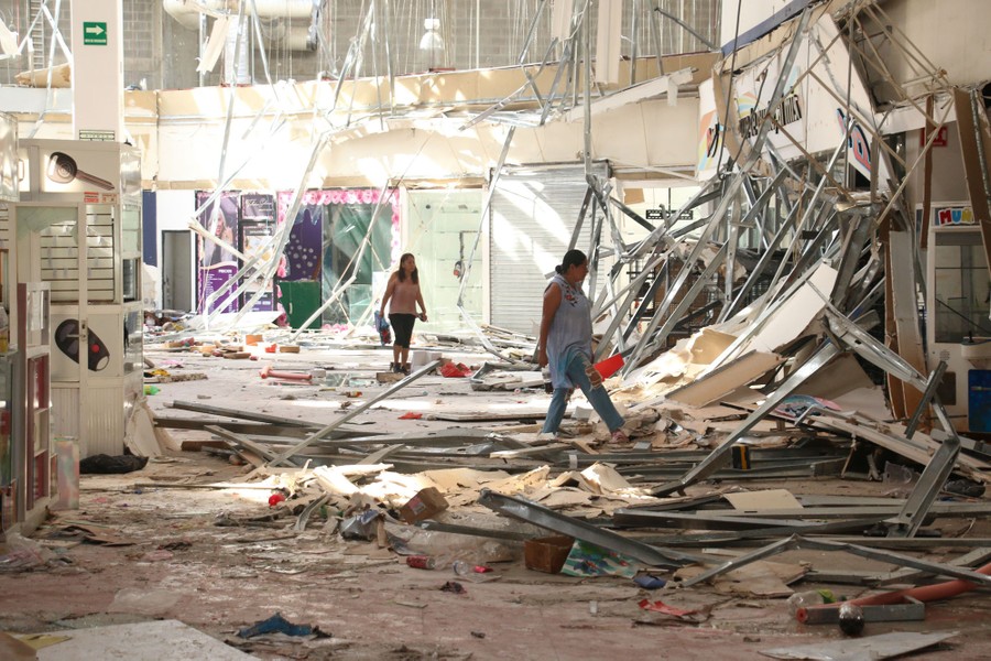 Photos From Acapulco in the Aftermath of Hurricane Otis - The Atlantic